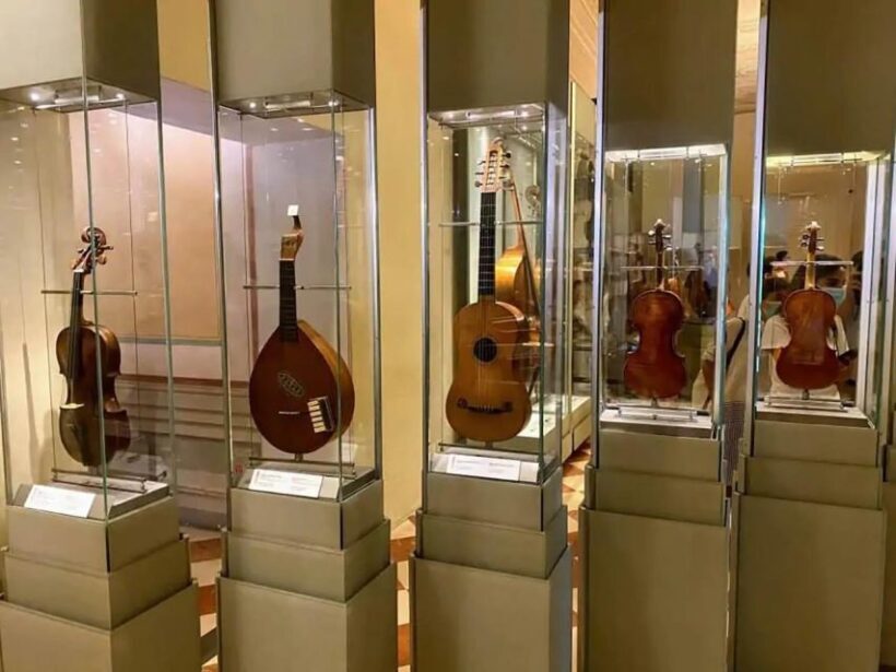 Accademia Florence Unveiled: Prisoners & Renaissance Art - Key Points