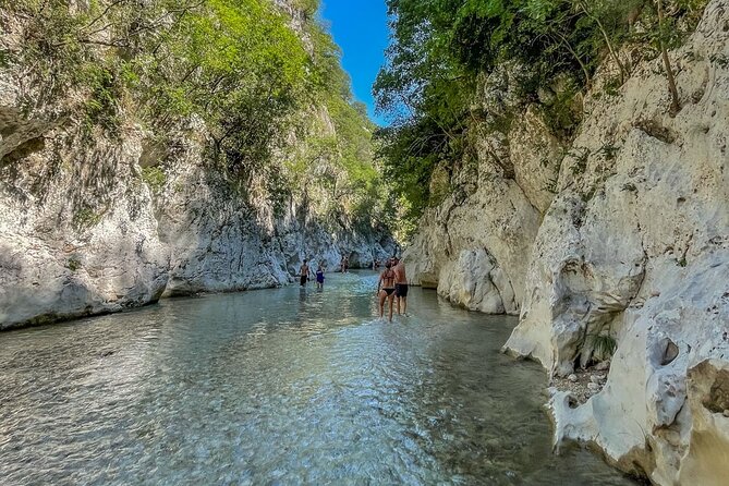 Acheron River Springs, Necromanteion and Souli Jeep Tour - Savoring the Flavors of Traditional Greek Cuisine