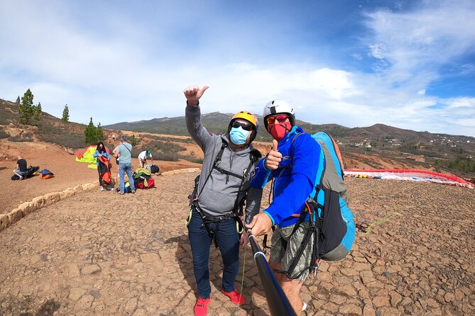 Acrobatic Paragliding Flight with Spanish Champion in Tenerife - FAQs