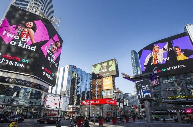 Action Film and Television Locations Half Day Tour in Toronto - FAQ
