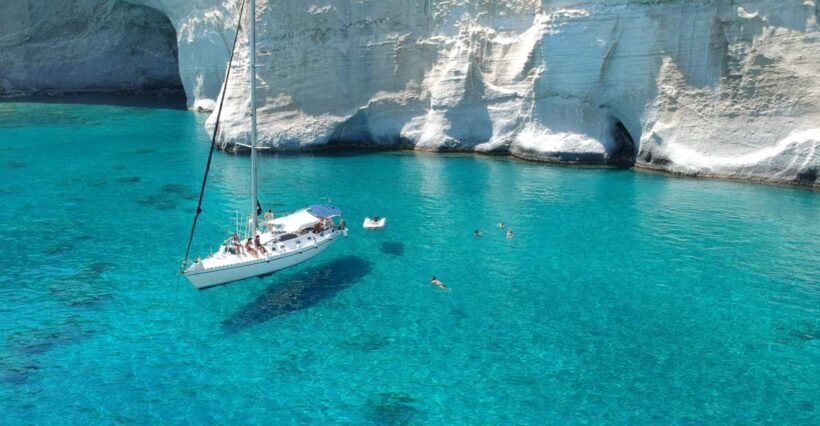 Adamantas: Milos Sightseeing Sailboat Cruise - Exploring the Adamantas: Milos Sightseeing Sailboat Cruise – a Deep Dive