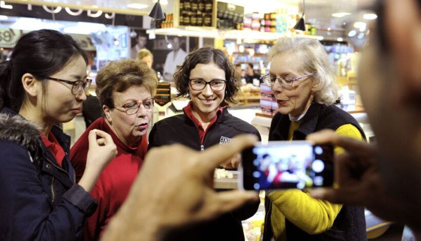 Adelaide: Central Market Early Risers Breakfast Tour - Guided Tour of the Market and Tastings