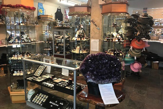 Adelaide City Highlights- Hahndorf and Mt. Lofty Half-Day Tour - FAQ