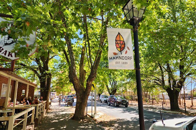 Adelaide Hills Cleland Wildlife Park and Hahndorf Minibus Tour - An In-Depth Look at the Adelaide Hills Tour