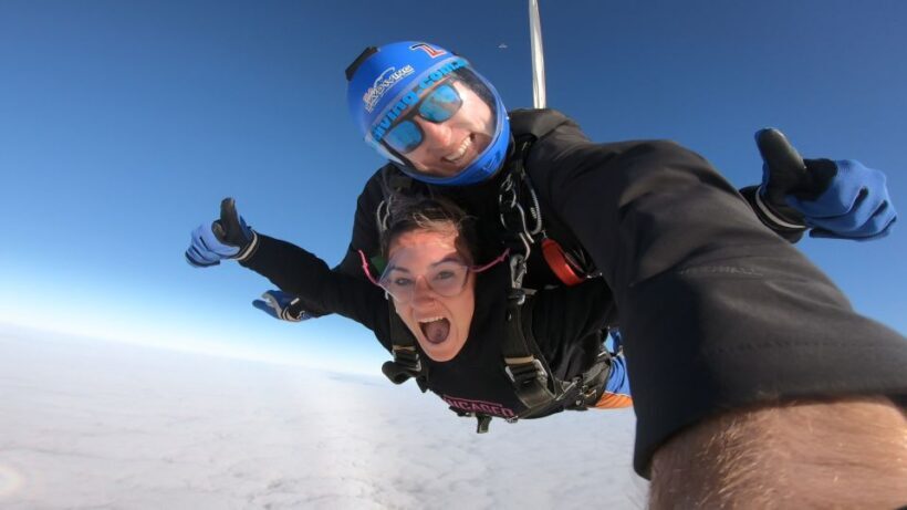 Adelaide: Tandem Skydiving over Lake Alexandrina - Pricing and Value
