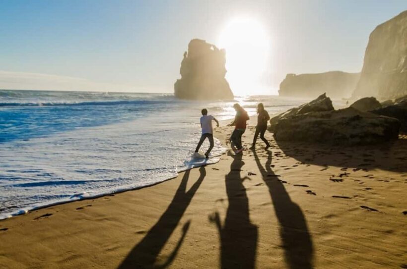 Adelaide to Melbourne: 3-Day Ultimate Overland Journey - Transportation and Group Size
