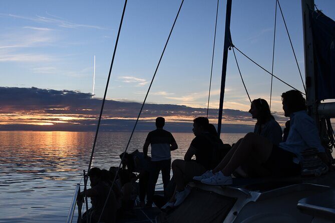 Adelaide Twilight Cruise from Glenelg - Who Will Love This Experience?