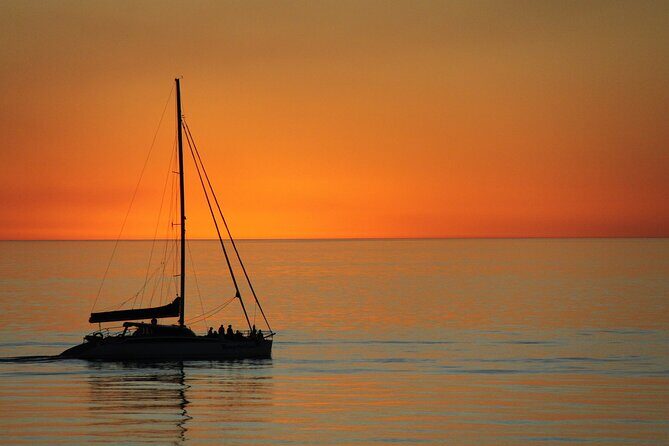 Adelaide Twilight Cruise from Glenelg - FAQ