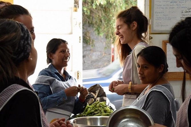 Adelante Mujer Bolivian Cooking Workshops - Key Points