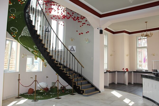 Admission Ticket to Museum of Illusions in Veliko Turnovo - Key Points