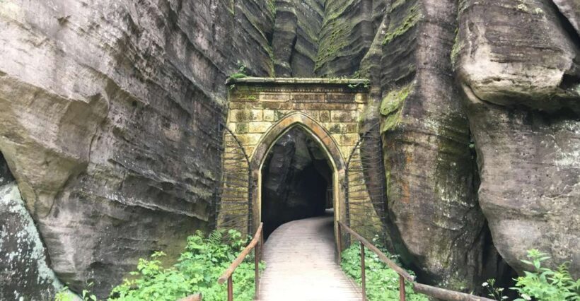 Adrpach: The Chronicles of Narnia Tour with Guide - Key Points