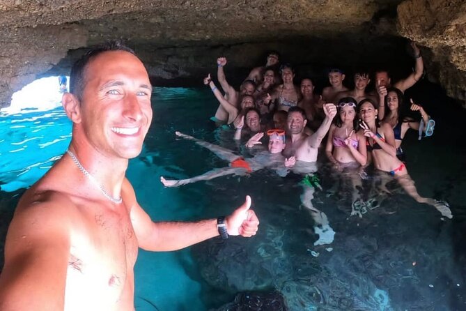 Adventure and nature! Exciting group tour by dinghy. - Key Points