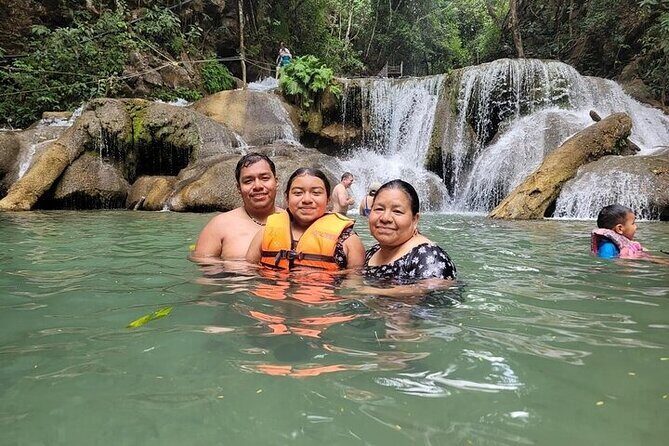 Adventure between Waterfalls and Jungle Private Service - Authentic Experiences and Realistic Expectations