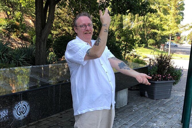 Adventurous Scavenger Hunt in Chicago by Crazy Dash - Who Should Consider This Tour?