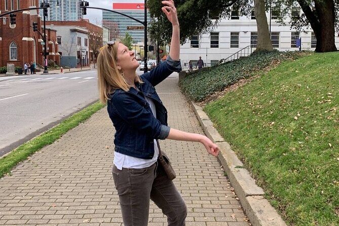 Adventurous Scavenger Hunt in Lincoln by 3Quest Challenge - The Practicalities: What’s Included and What’s Not?