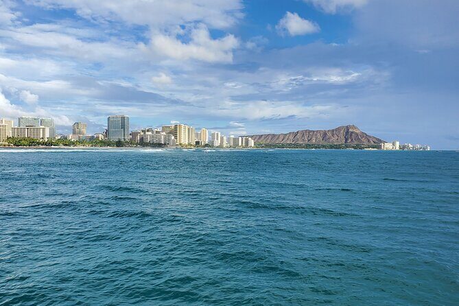 Affordable Afternoon Sail in Waikiki - Insights from Reviews: The Good and the Not-So-Good