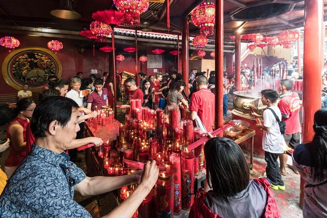 Afternoon Guided Chinatown Tour in Jakarta - Key Points