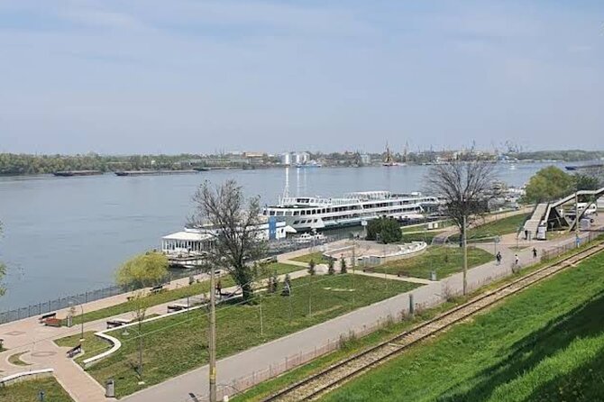 Afternoon in Bulgaria and boat ride on Danube River, Private tour - Who Should Consider This Tour?