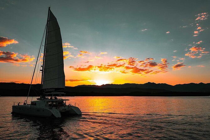 Afternoon Low Isles Snorkelling & Sunset Sail from Port Douglas - FAQs