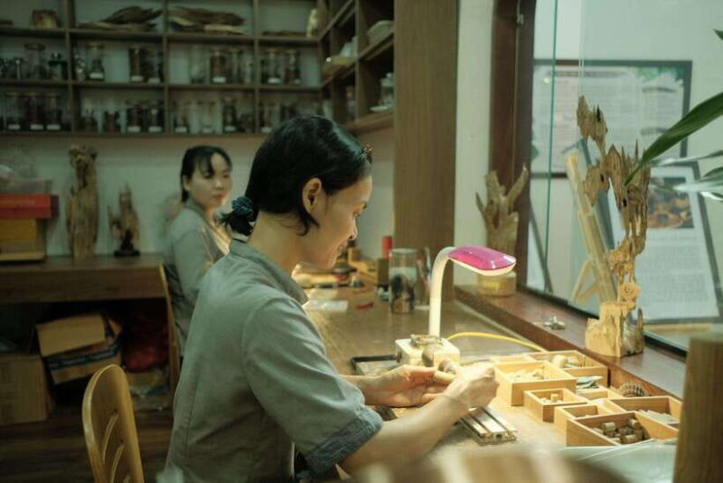 Agarwood Workshop Visit With Vegan Lunch With Local Monks - Analyzing the Value