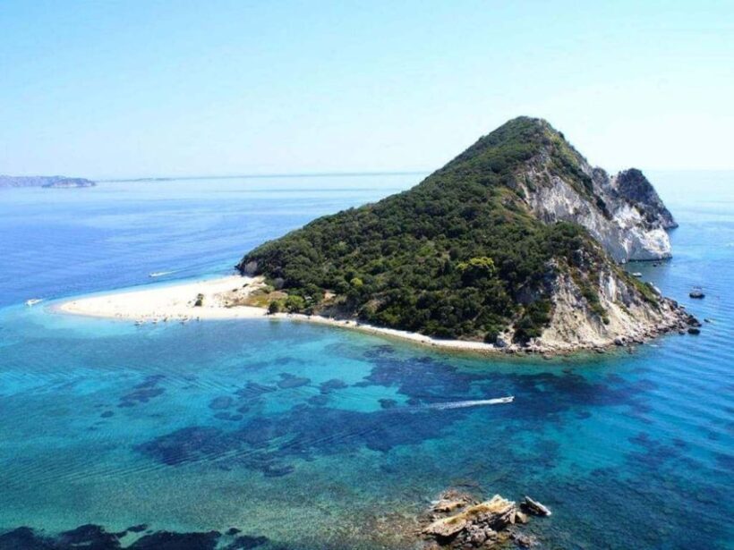 Agios Sostis: Marathonissi, Keri Caves, and Turtle Spotting - The Guide and Atmosphere
