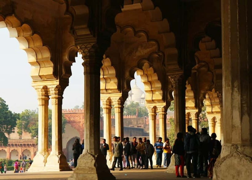 Agra: Agra Fort UNESCO World Heritage Site Walking Tour - Key Points