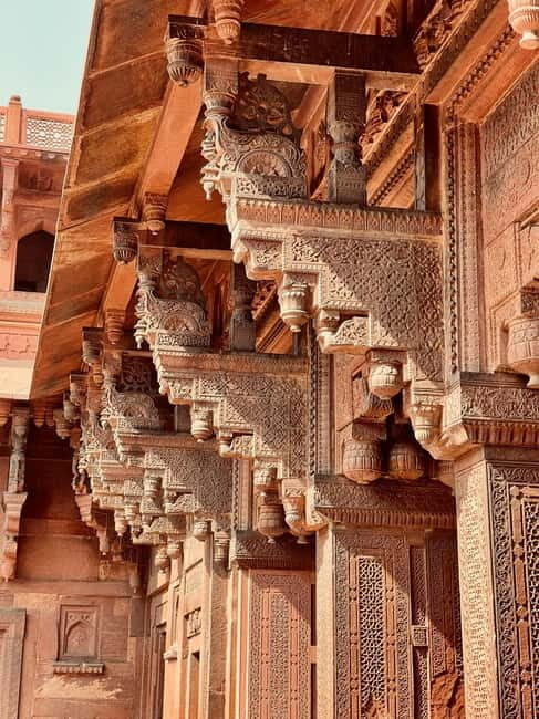 Agra: Agra Fort UNESCO World Heritage Site Walking Tour - FAQ