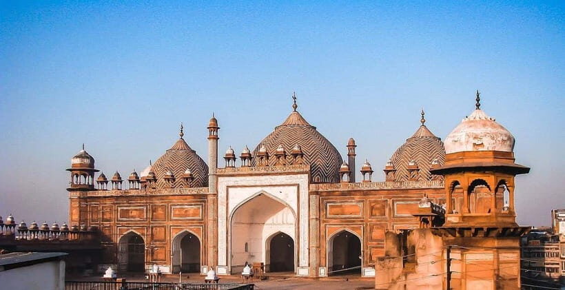 Agra: Day Tour to Tomb of Akbar, Baby Taj, Mehtab and more - Key Points