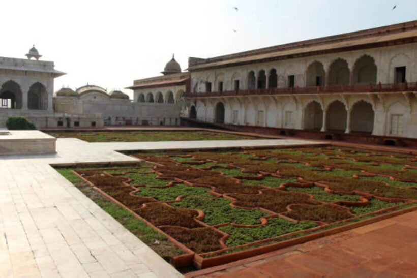Agra fort, I'timd-ud-Daulah & Mehtab Bagh Express Tickets - Who Will Benefit from This Tour?