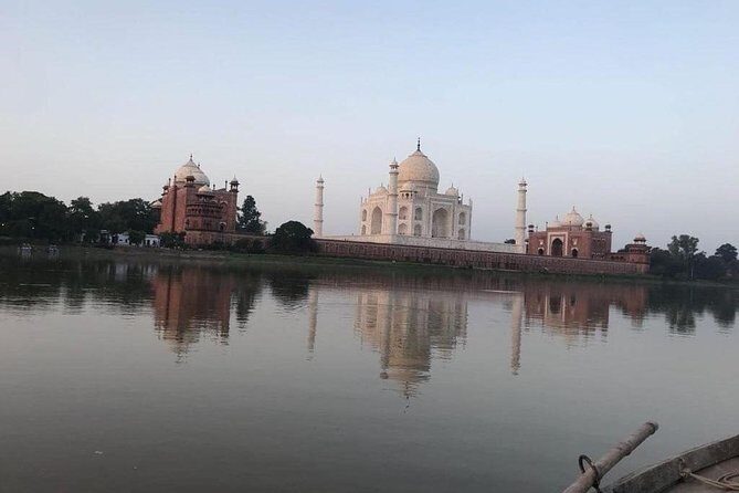 Agra : Live Tour Guide For Taj Mahal & Agra Fort - Who Should Consider This Tour?