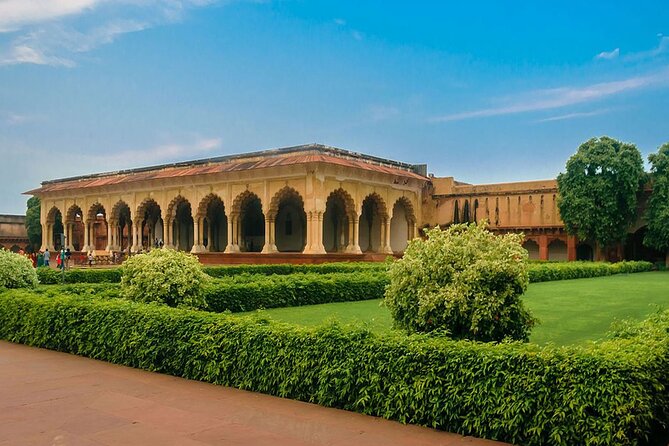 Agra Local Sightseeing Tour - FAQs