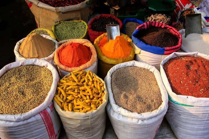 Agra: Markets & Street Food Walking Tour with Rickshaw Ride - Key Points
