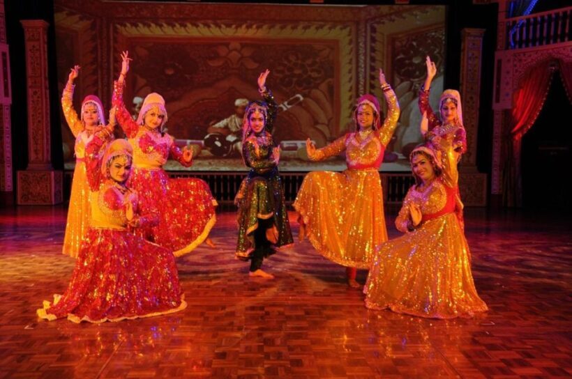 Agra: Mohabbat the Taj show tickets and agra transfers - Value for Money