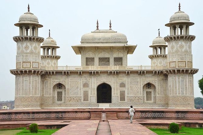 Agra Overnight Tour - The Experience in Action: What Travelers Say