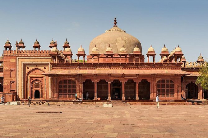 Agra Overnight Tour With 3 Star Hotel - How Does the Experience Add Value?