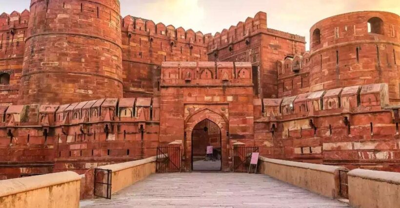 Agra: Private Tour Guide in Agra full-day - Practical Considerations