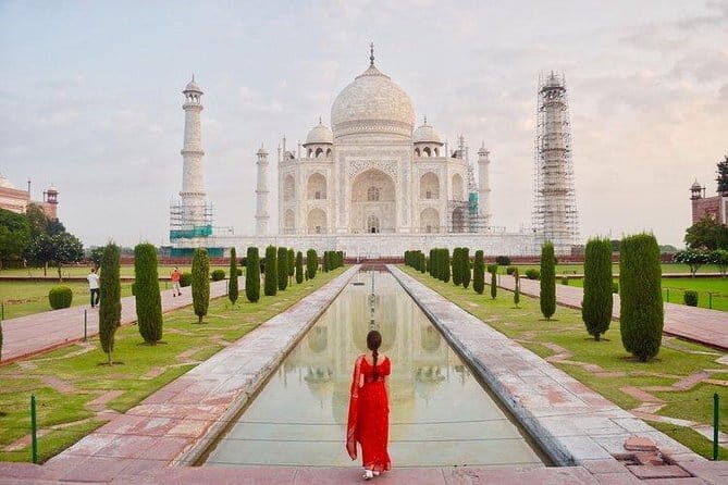 Agra Sightseeing Tour with Fatehpur Sikri - Key Points