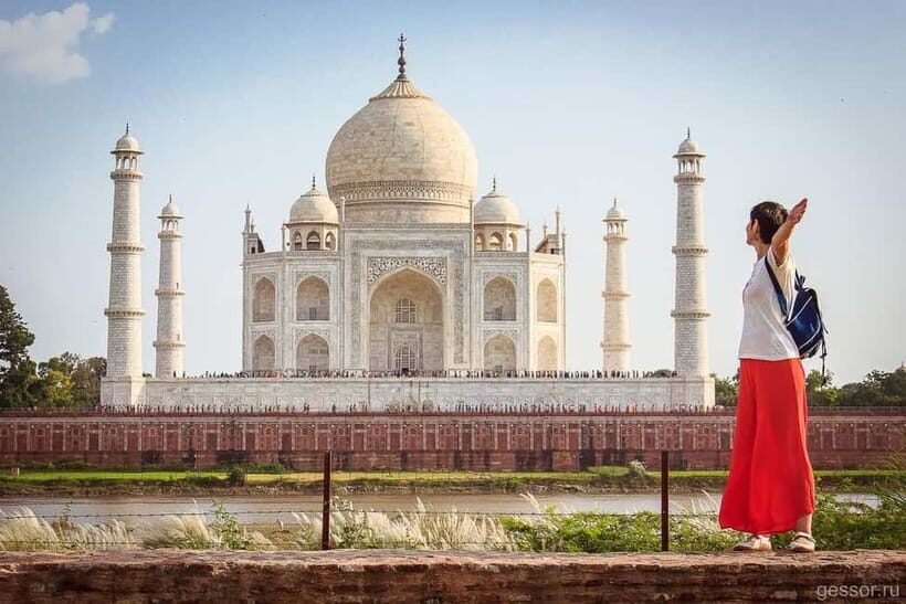 Agra: Skip-the-Line Taj Mahal & Agra Fort Private Tour - Exploring the Taj Mahal: The Heart of the Tour