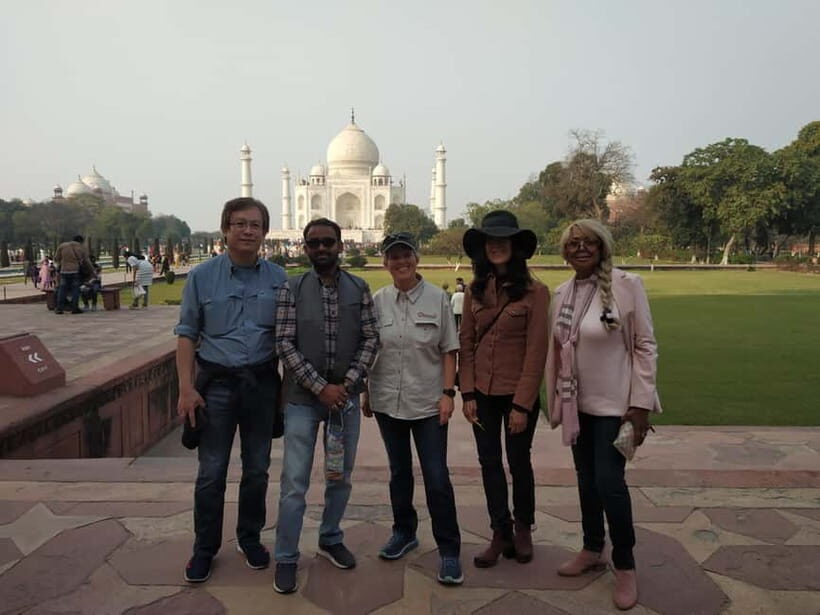 Agra: Taj Mahal and Mausoleum Guided Tour with Skip-the-Line - Who Would Enjoy This Tour?