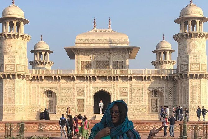 Agra Taj Mahal Budget Tour by Gatimaan Express Train - The Sum Up