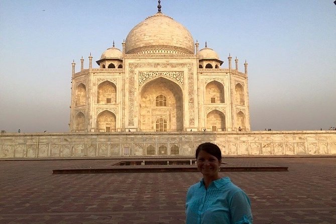 Agra Taj Mahal Day Tour By Luxury Car With Tour Guide - Key Points
