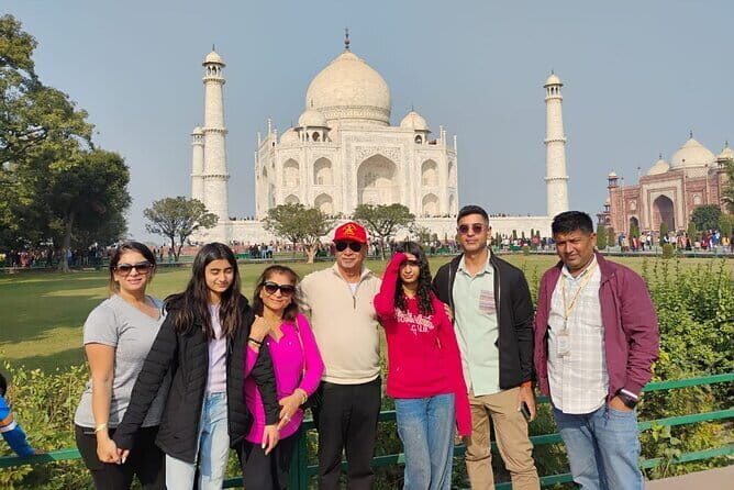 Agra: Taj Mahal Express visits with english speaking guide - An Honest Look at the Tour Experience