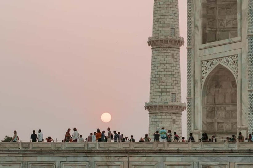 Agra: Taj Mahal Guided Tour with Photographer & Rental Saree - Authenticity and Personal Touch