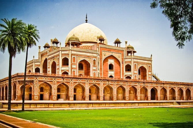 Agra Taj Mahal Overnight Tour With Fatehpur Sikri From Delhi - FAQs