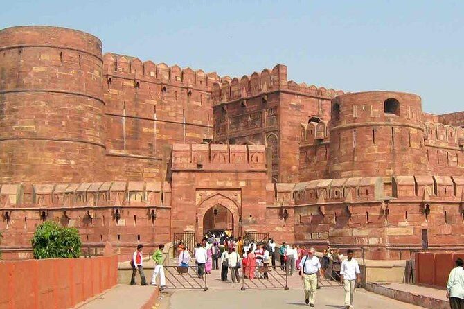 Agra Taj Mahal Tour by Car from Delhi - The Experience in Detail