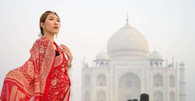 Agra: Taj Mahal Tour With Traditional Indian Dress - The Full Experience: A Step-by-Step Look at the Tour