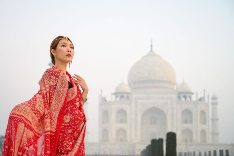 Agra: Taj Mahal Tour With Traditional Indian Dress - Authenticity and Cultural Value