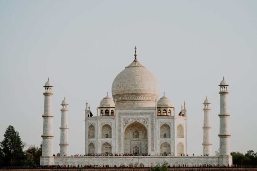 Agra: Taj Mahal with Mausoleum Skip-the-Line tickets & guide - Introduction