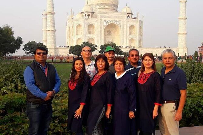 Agra Tour by Superfast Train from Delhi: All Inclusive - FAQ
