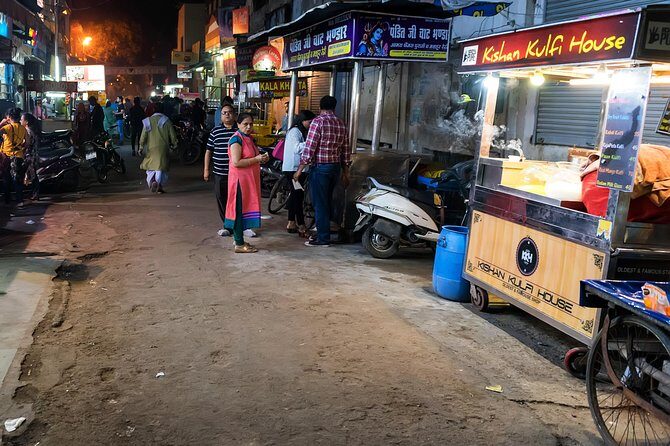 Agra Walking And Tasting Guided Tour - A Thorough Breakdown of the Experience